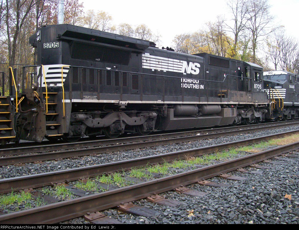 NS 8705